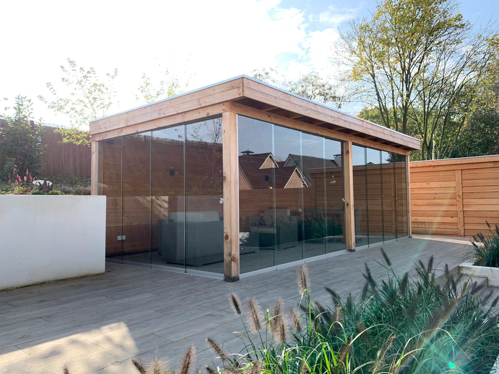 Sunflex SF20 glaswand gemonteerd in Eindhoven